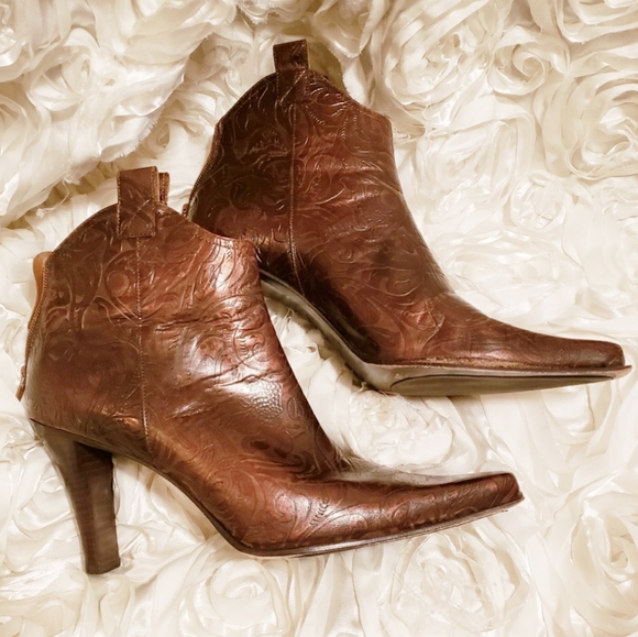 ANTONIO MELANI | Shoes | Antonio Melani Locket28 Ankle Boots | Poshmark
